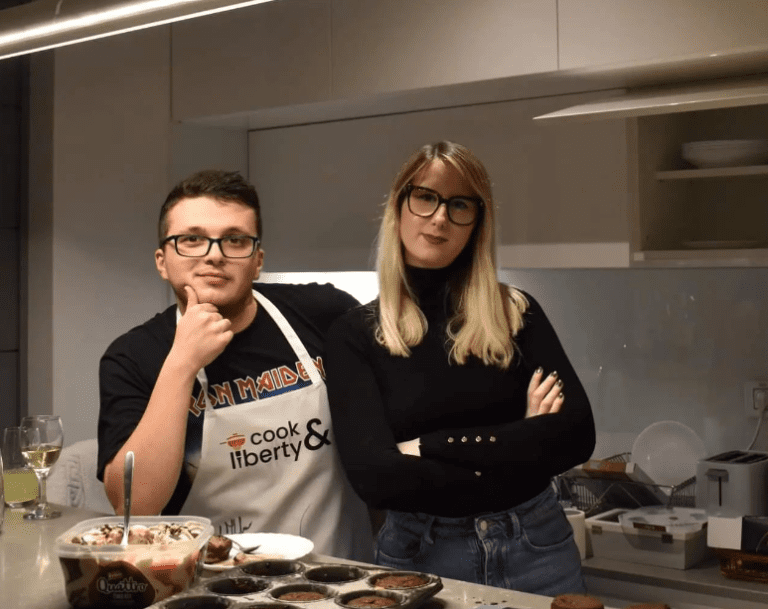 Simon Sarevski starts a libertarian cooking show - Students For Liberty